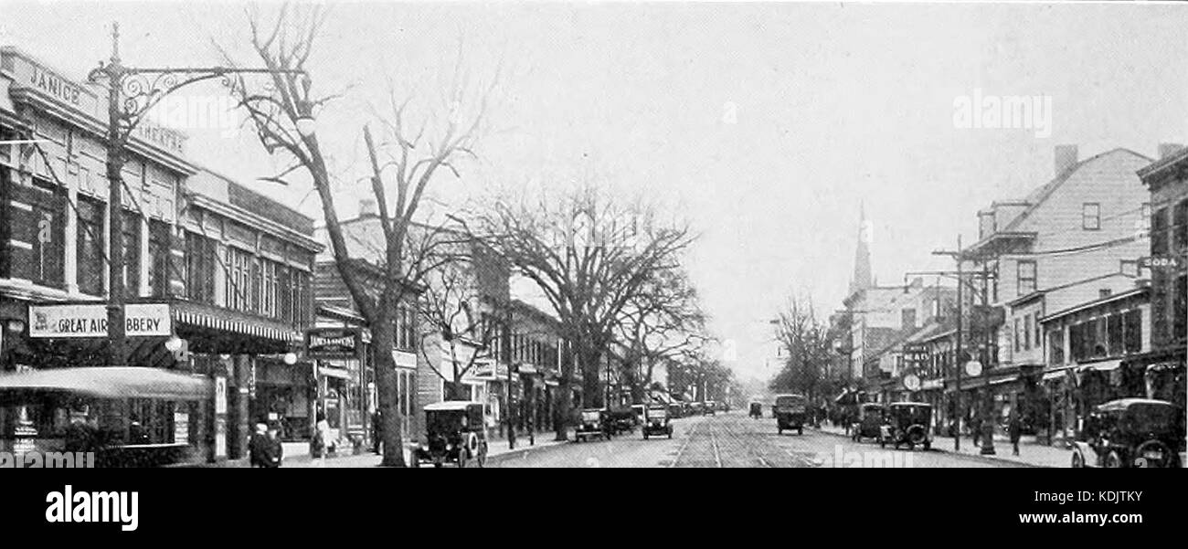 Vintage flushing Black and White Stock Photos & Images - Alamy