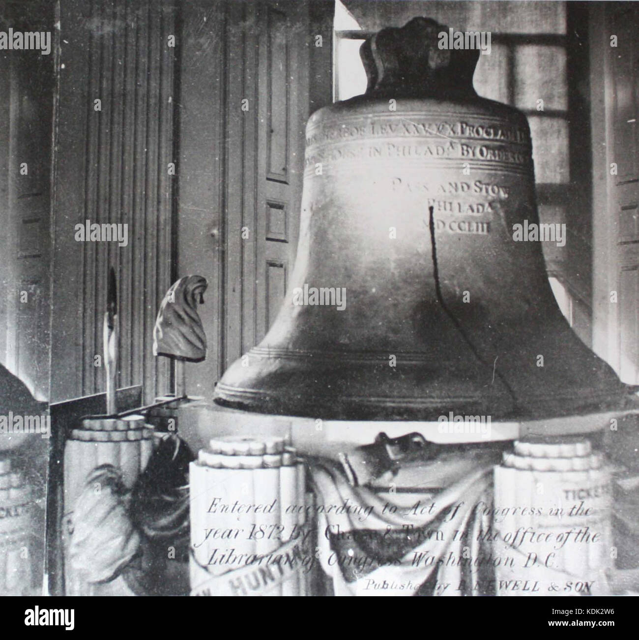 Liberty Bell 1872 crop Stock Photo - Alamy