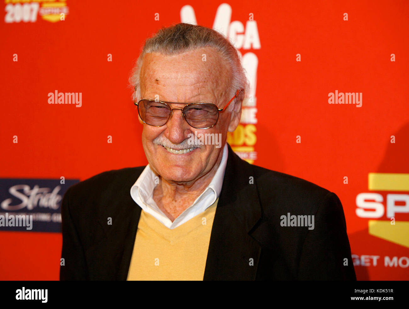 Stan Lee arriving at Spike TV's 2007 "Video Game Awards". Mandalay Bay ...