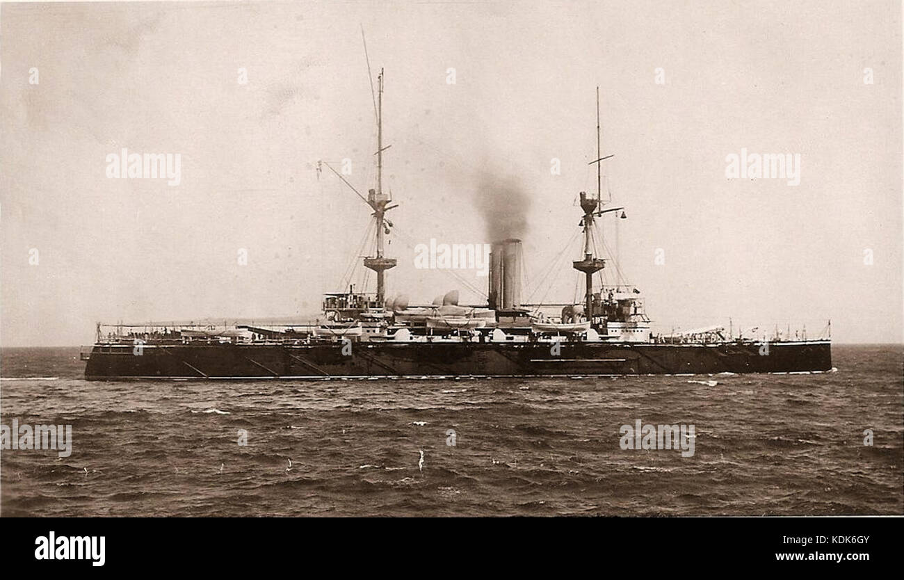Vintage british warship hi-res stock photography and images - Alamy