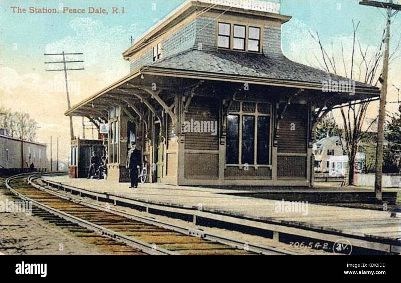 Peace Dale railway station Stock Photo - Alamy
