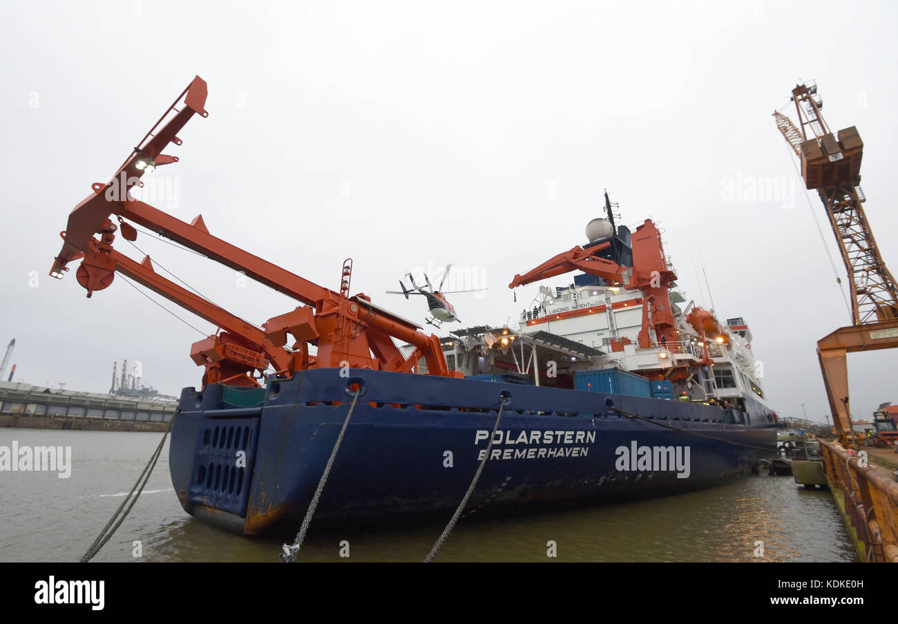 Bremerhaven, Germany. 14th Oct, 2017. The icebreaker "Polarstern ...