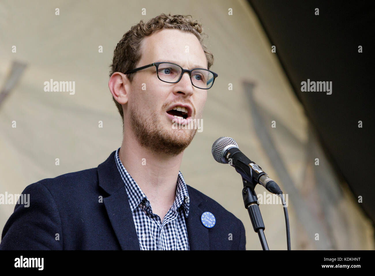 Darren jones labour hi-res stock photography and images - Alamy