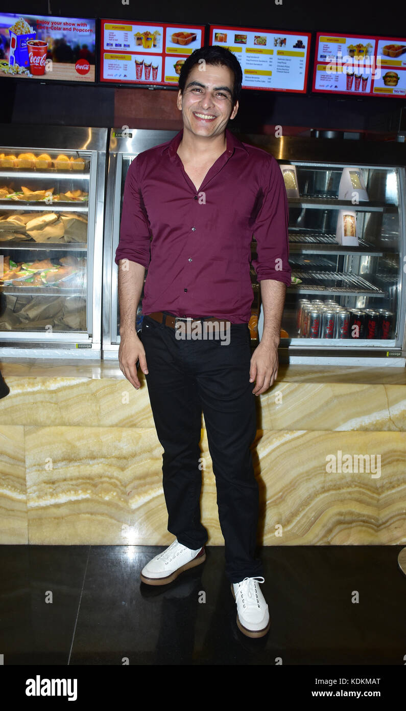 Mumbai, Maharashtra, India. 12th Oct, 2017. Indian film actor Manav ...