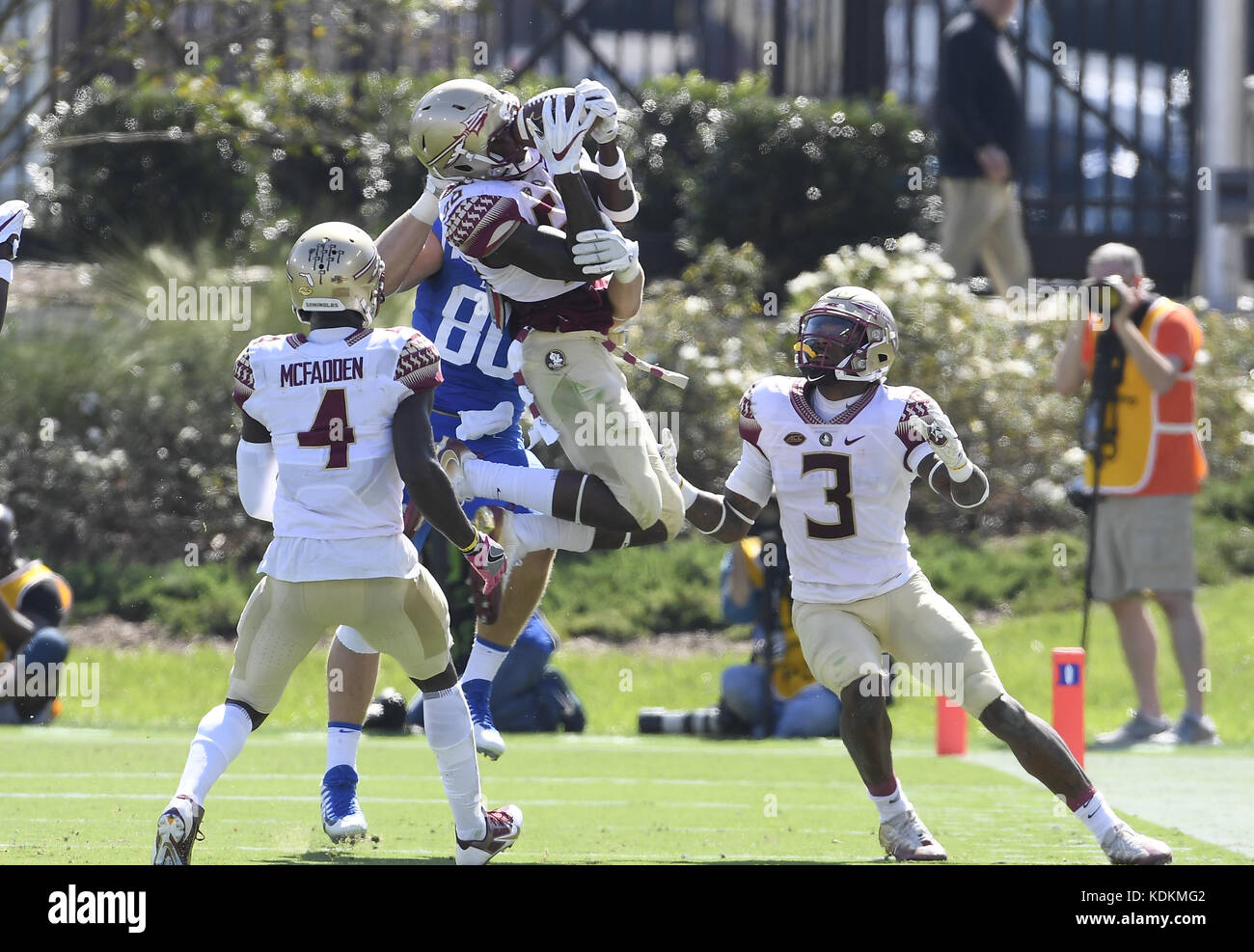 Durham, North Carolina, USA. 14th Oct, 2017. Emmett Rice, center, of ...