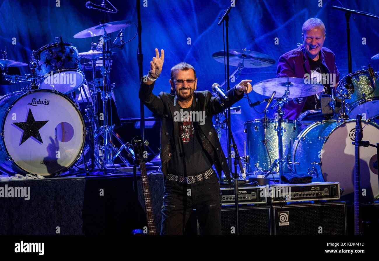 The all starr band hi-res stock photography and images - Alamy