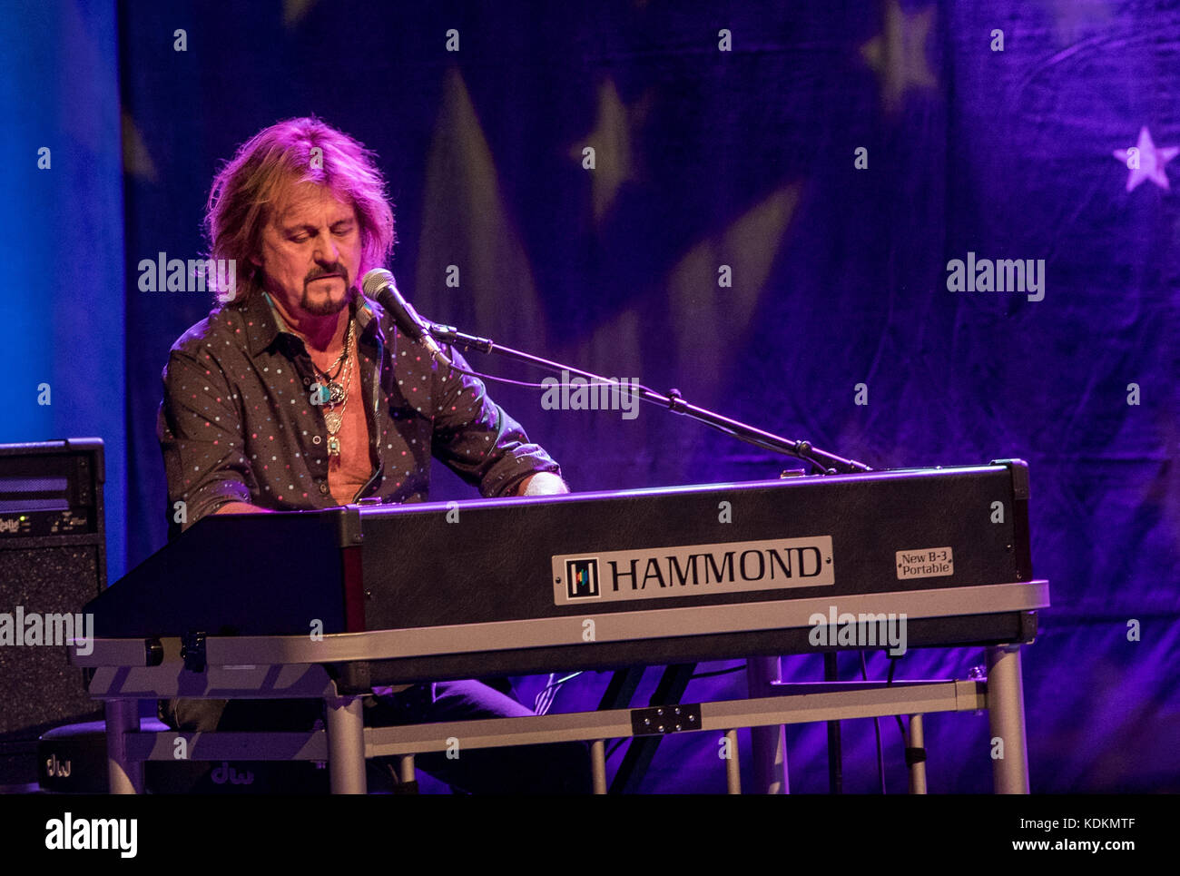 Las Vegas, NV, USA. 13th Oct, 2017. ***HOUSE COVERAGE*** Gregg Rolie ...