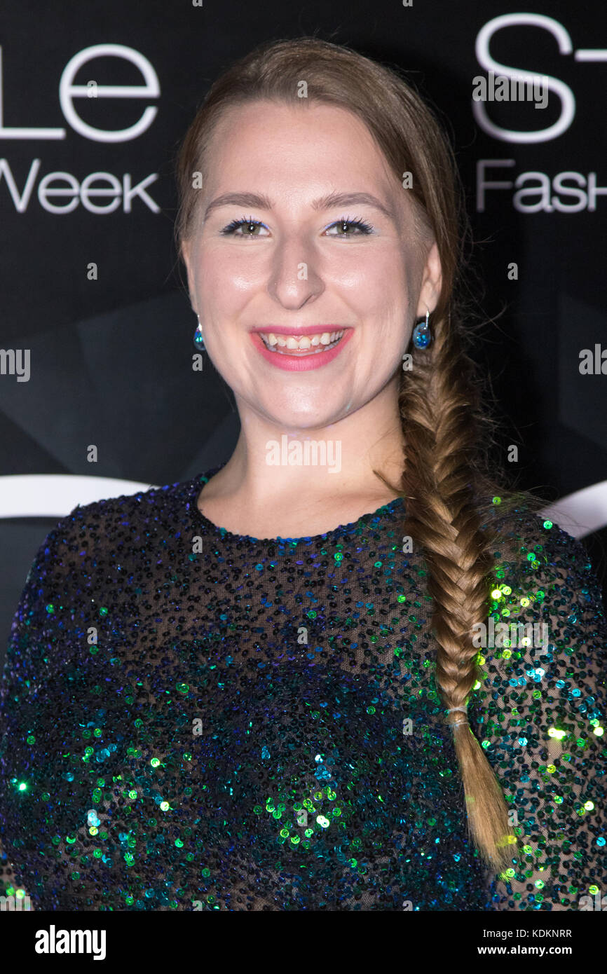 West Hollywood, California, USA. 12th October, 2017. Actress Amber ...