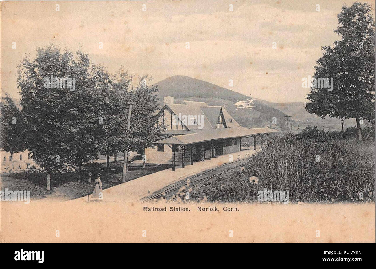 Norfolk (CT) station postcard Stock Photo - Alamy