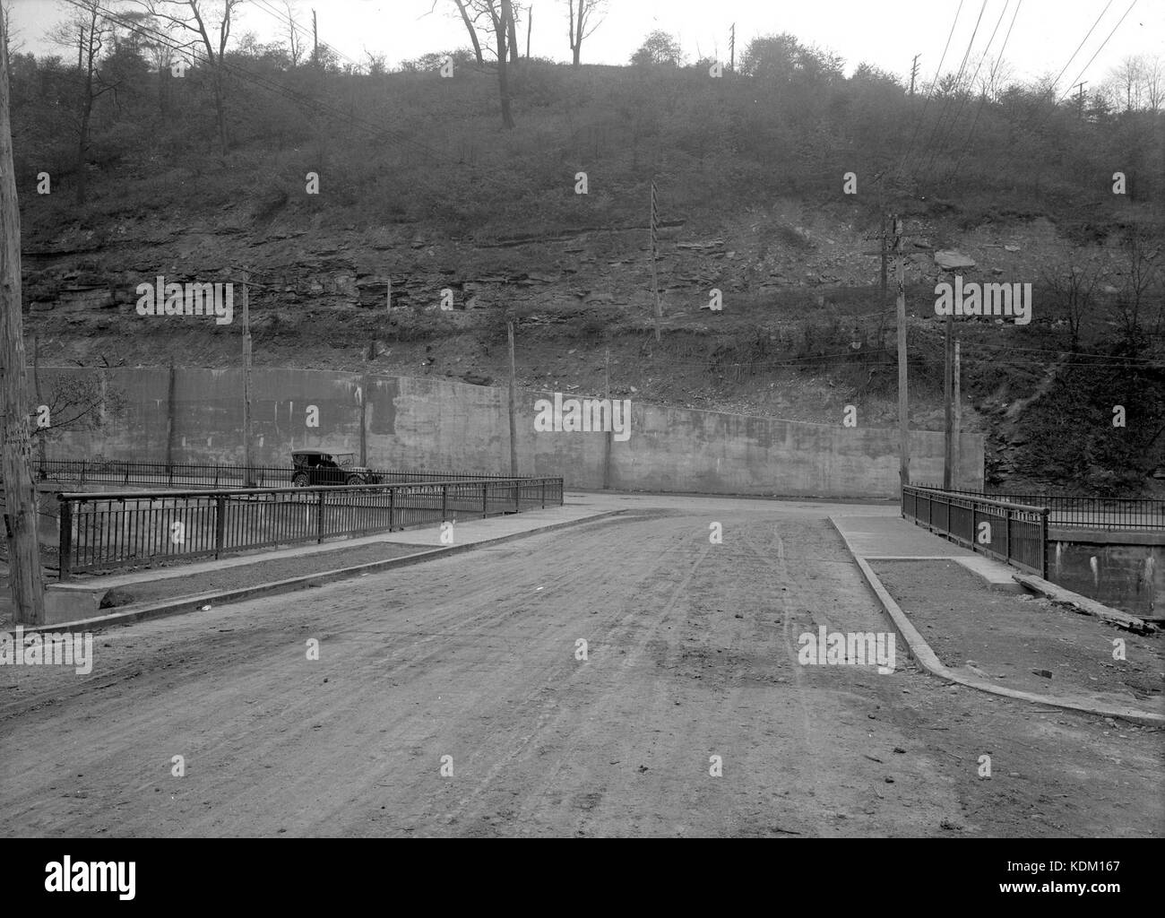 Shaler Street Bridge (715.216063.CP Stock Photo - Alamy