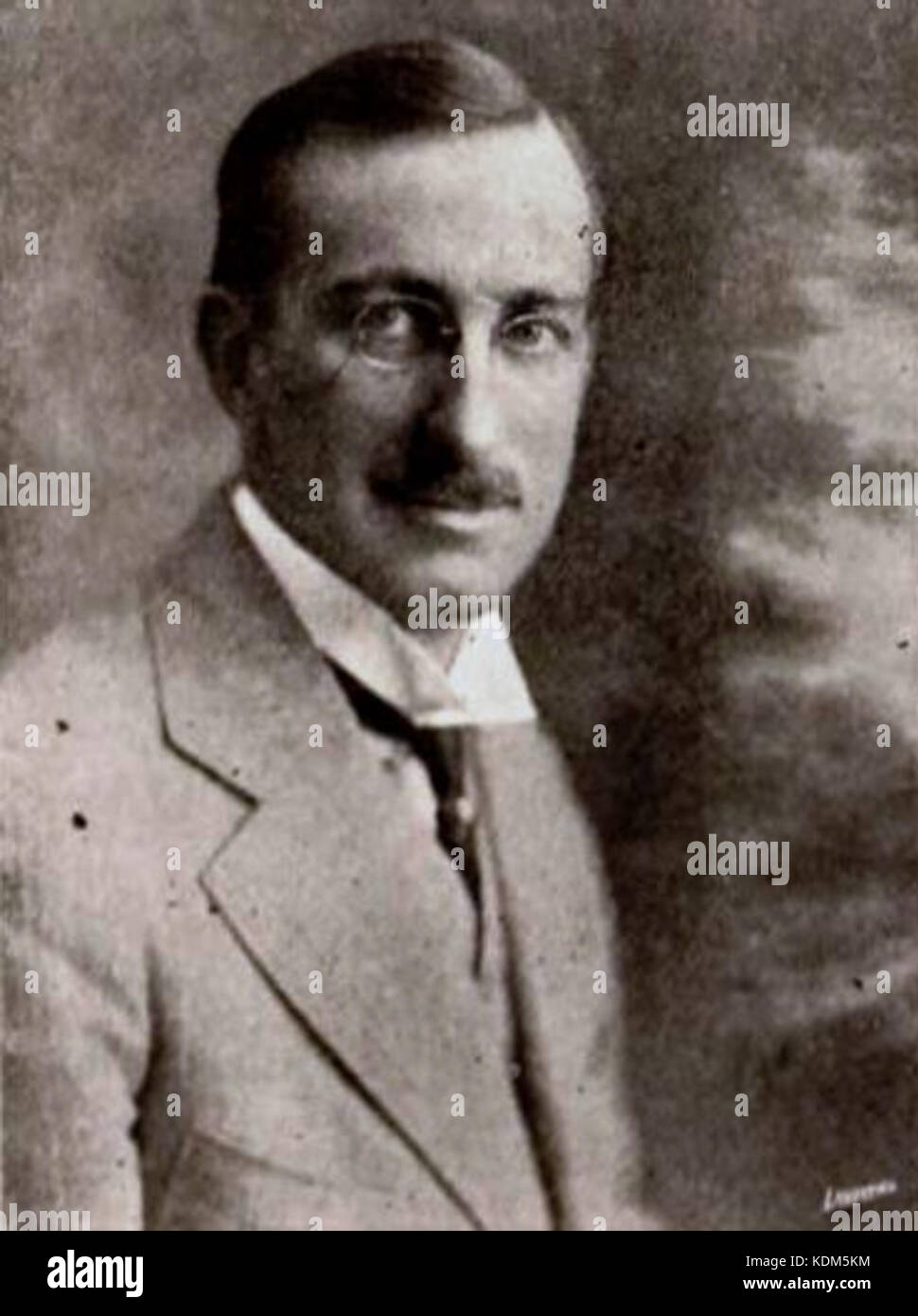 Richard Walton Tully Jul 1921 EH Stock Photo - Alamy