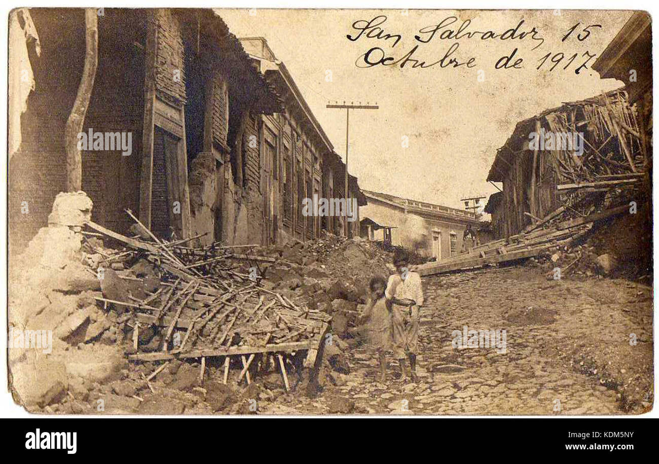 San Salvador Terremoto de 1917 Stock Photo - Alamy