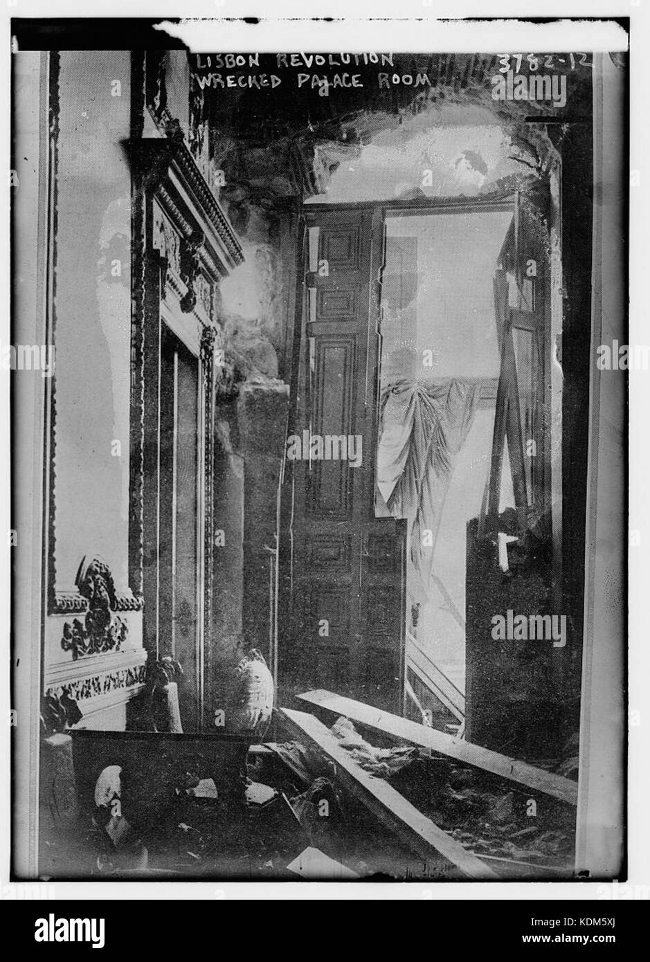 Lisbon Revolution wrecked place Stock Photo - Alamy