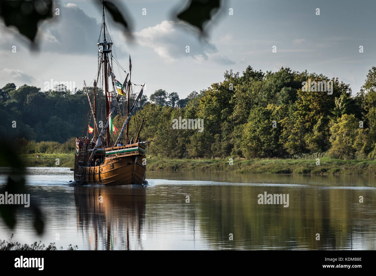 Along avon river in hi-res stock photography and images - Alamy