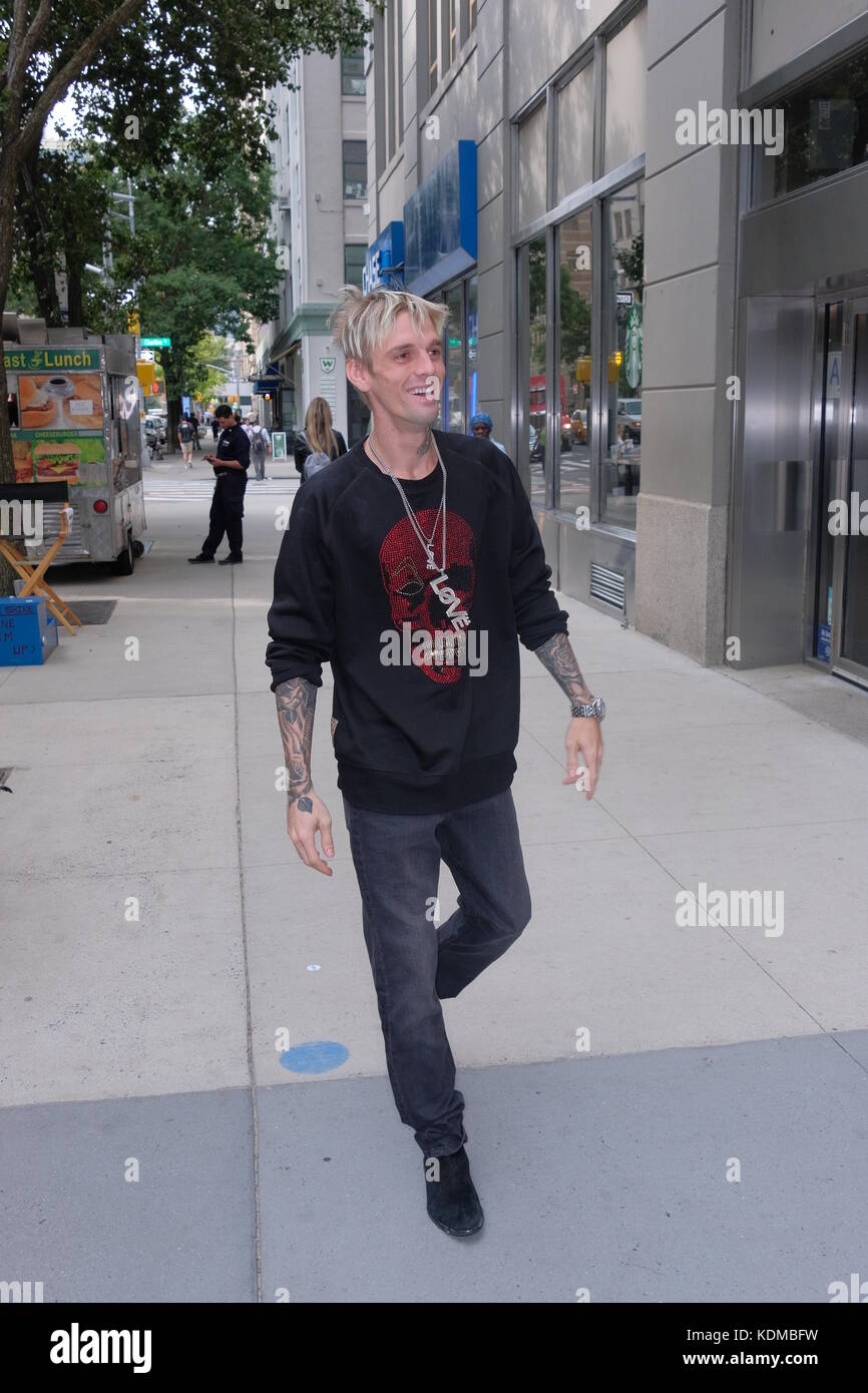 Aaron Carter meets fans outside the Sony building before meeting with ...