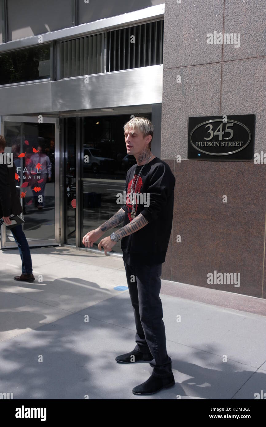 Aaron Carter meets fans outside the Sony building before meeting with ...