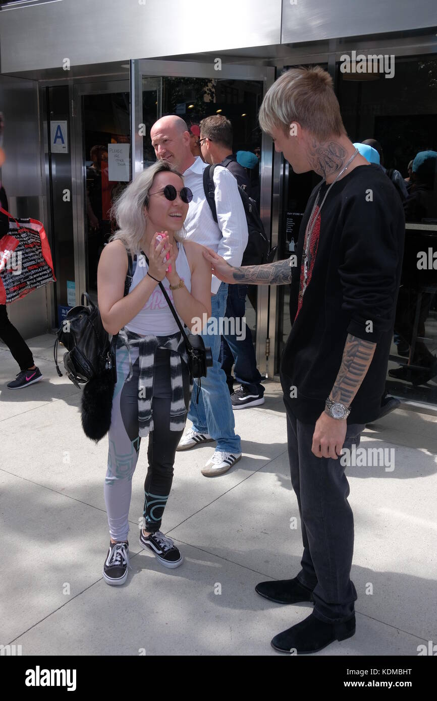 Aaron Carter meets fans outside the Sony building before meeting with ...