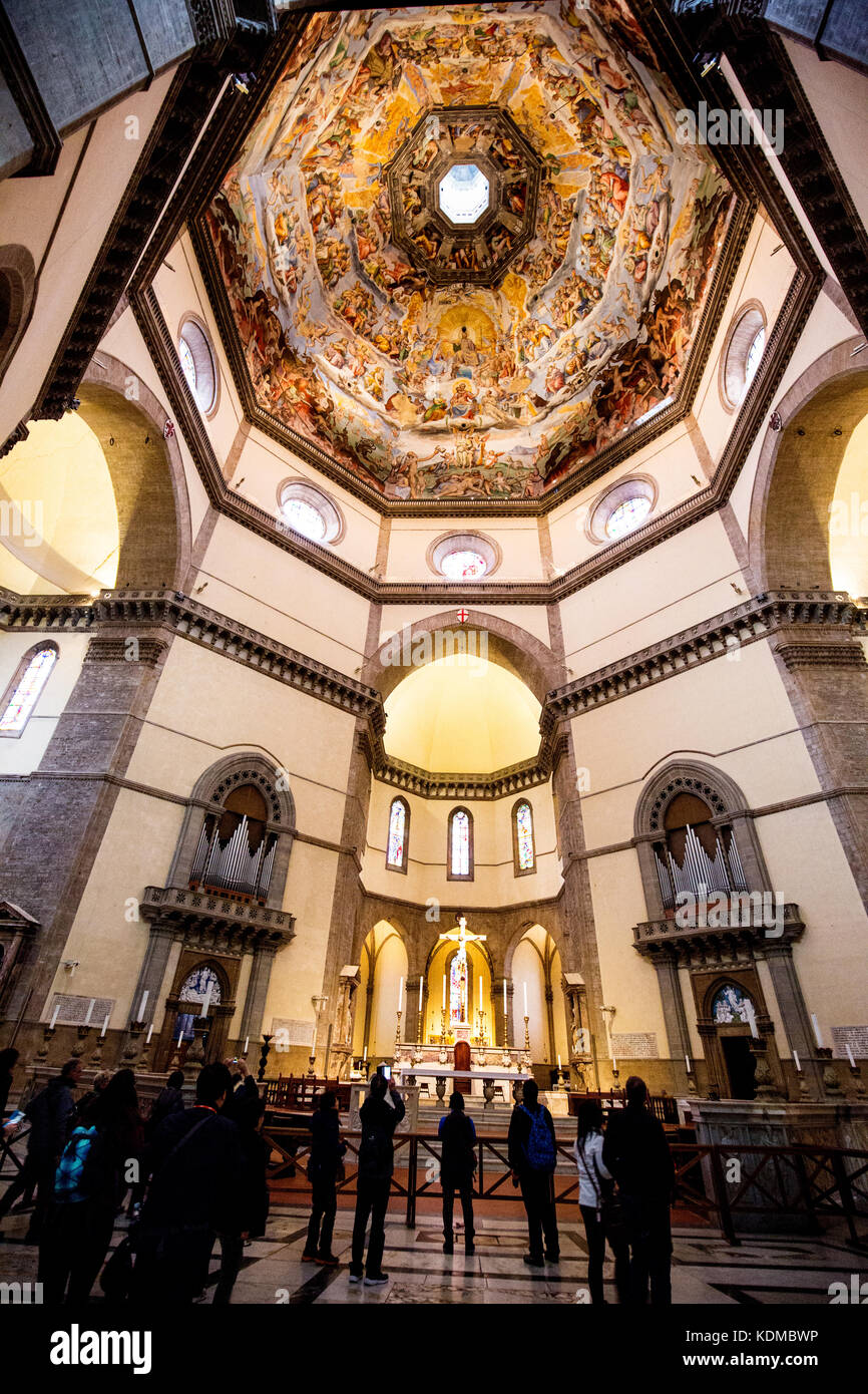 Florence cathedral duomo altar hi-res stock photography and images - Alamy