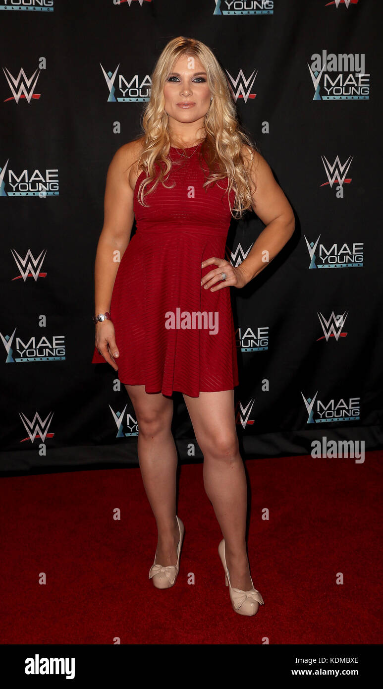 Beth Phoenix High Resolution Stock Photography and Images - Alamy