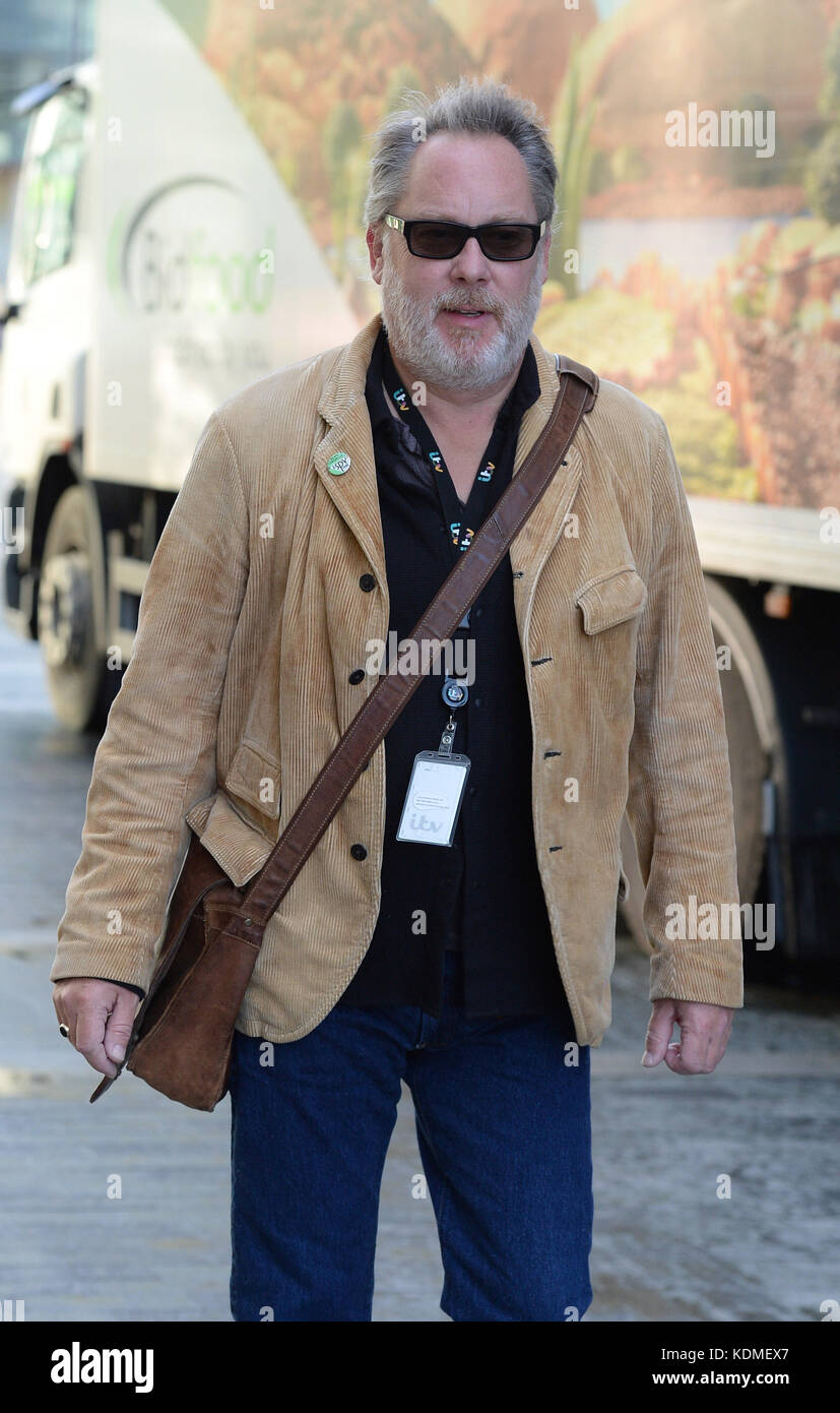 Vic Reeves spotted arriving at the Coronation Street Set at Media City ...