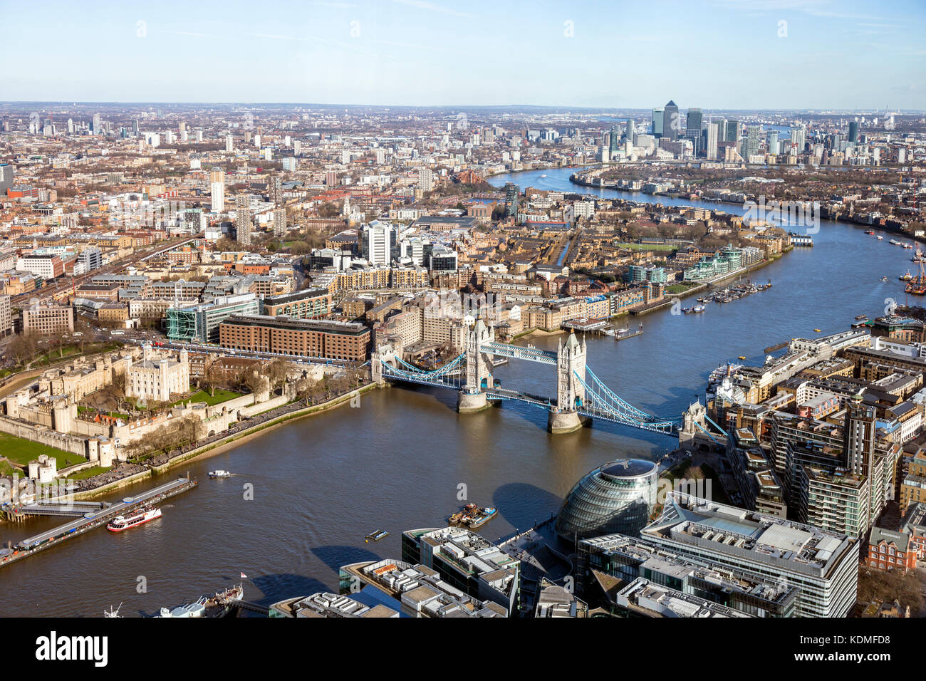 Aerial view tower bridge thames hi-res stock photography and images - Alamy