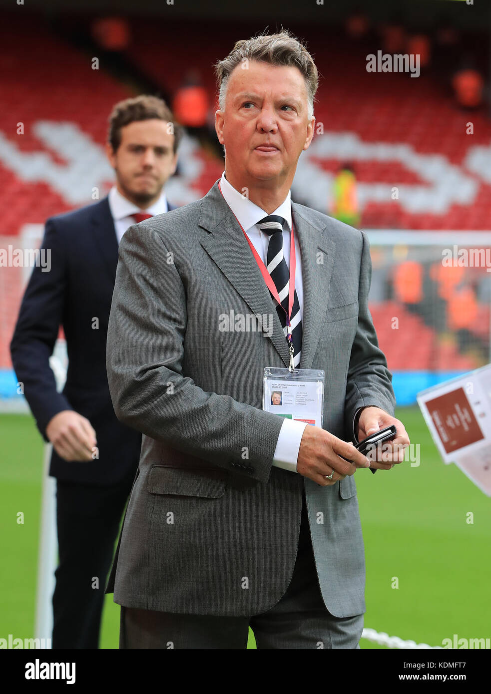 Former manchester united manager hi-res stock photography and images ...