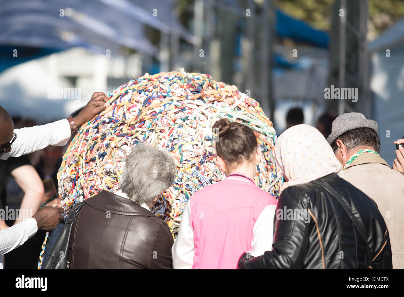 Paris: The Village of Initiatives - ATD Fourth World -- Paris : Le ...