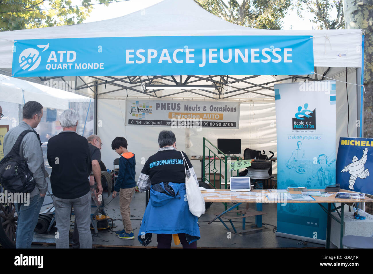 Paris: The Village of Initiatives - ATD Fourth World -- Paris : Le ...