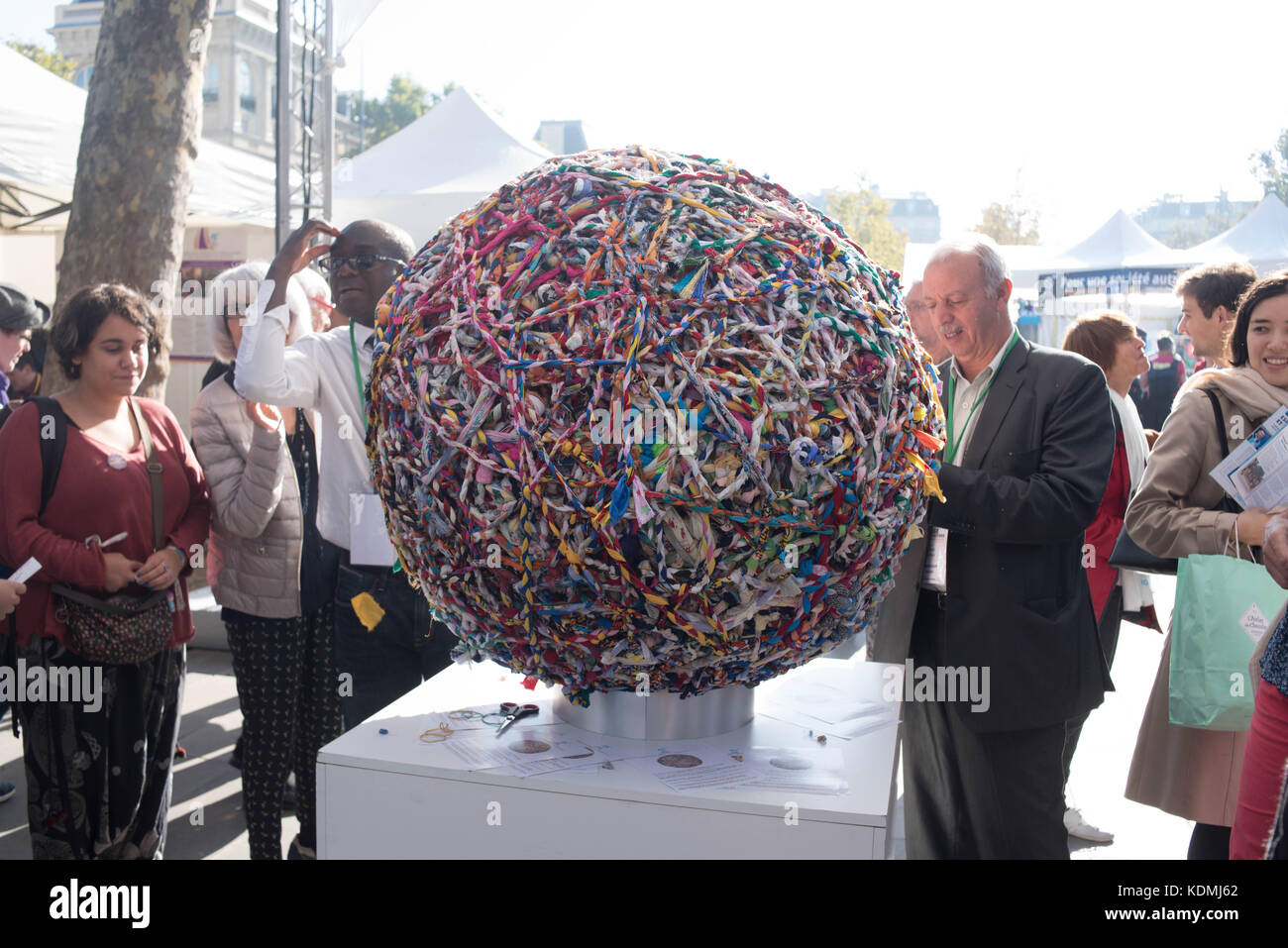 Paris: The Village of Initiatives - ATD Fourth World -- Paris : Le ...