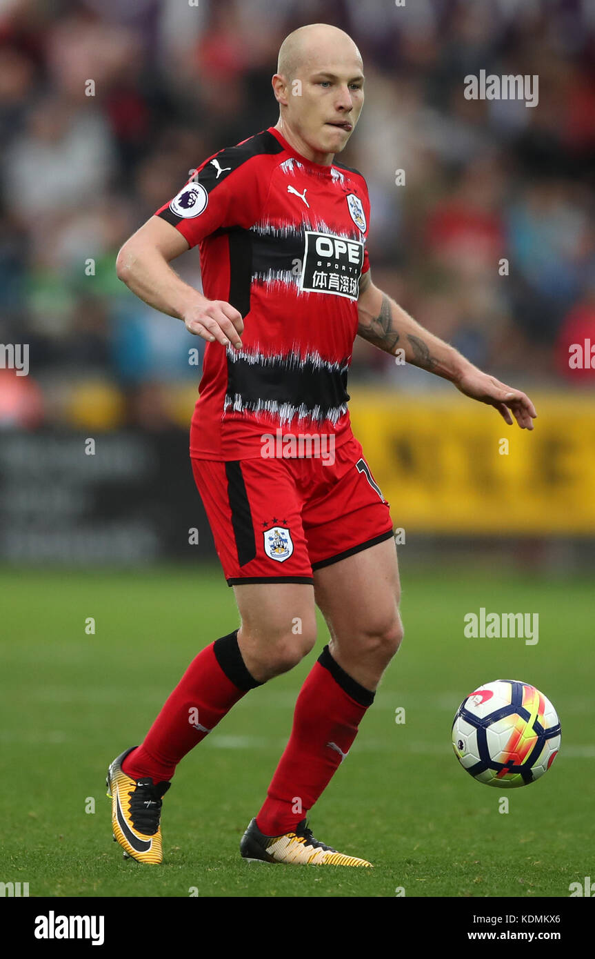 Huddersfield Town's Aaron Mooy Stock Photo - Alamy