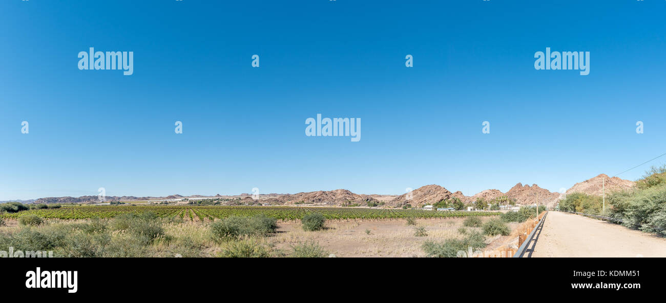 Border post namibia south africa hi-res stock photography and images ...
