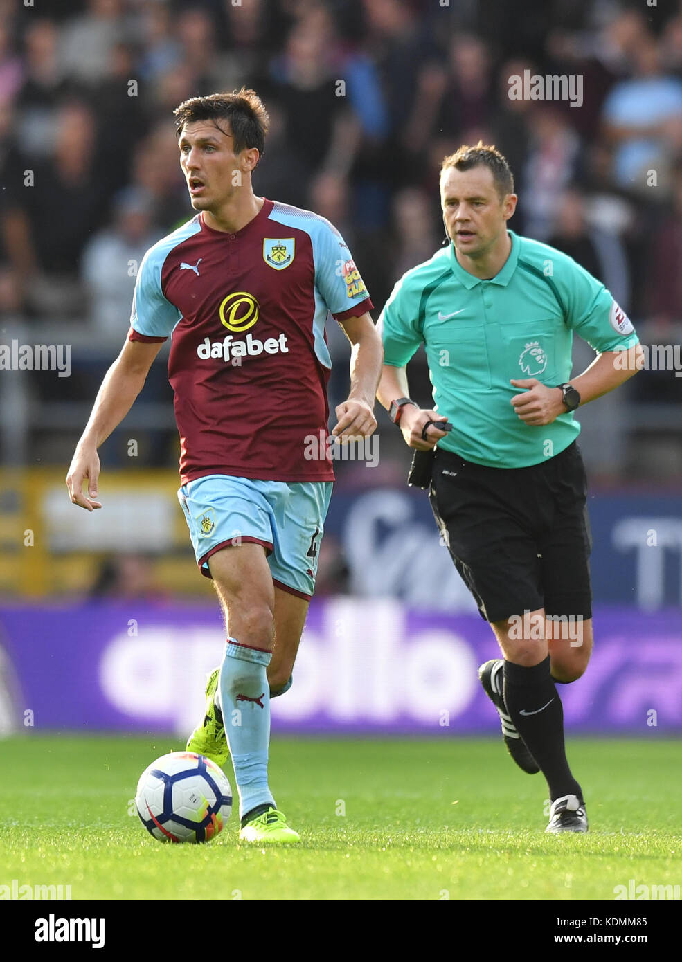 Burnley's Jack Cork Stock Photo - Alamy