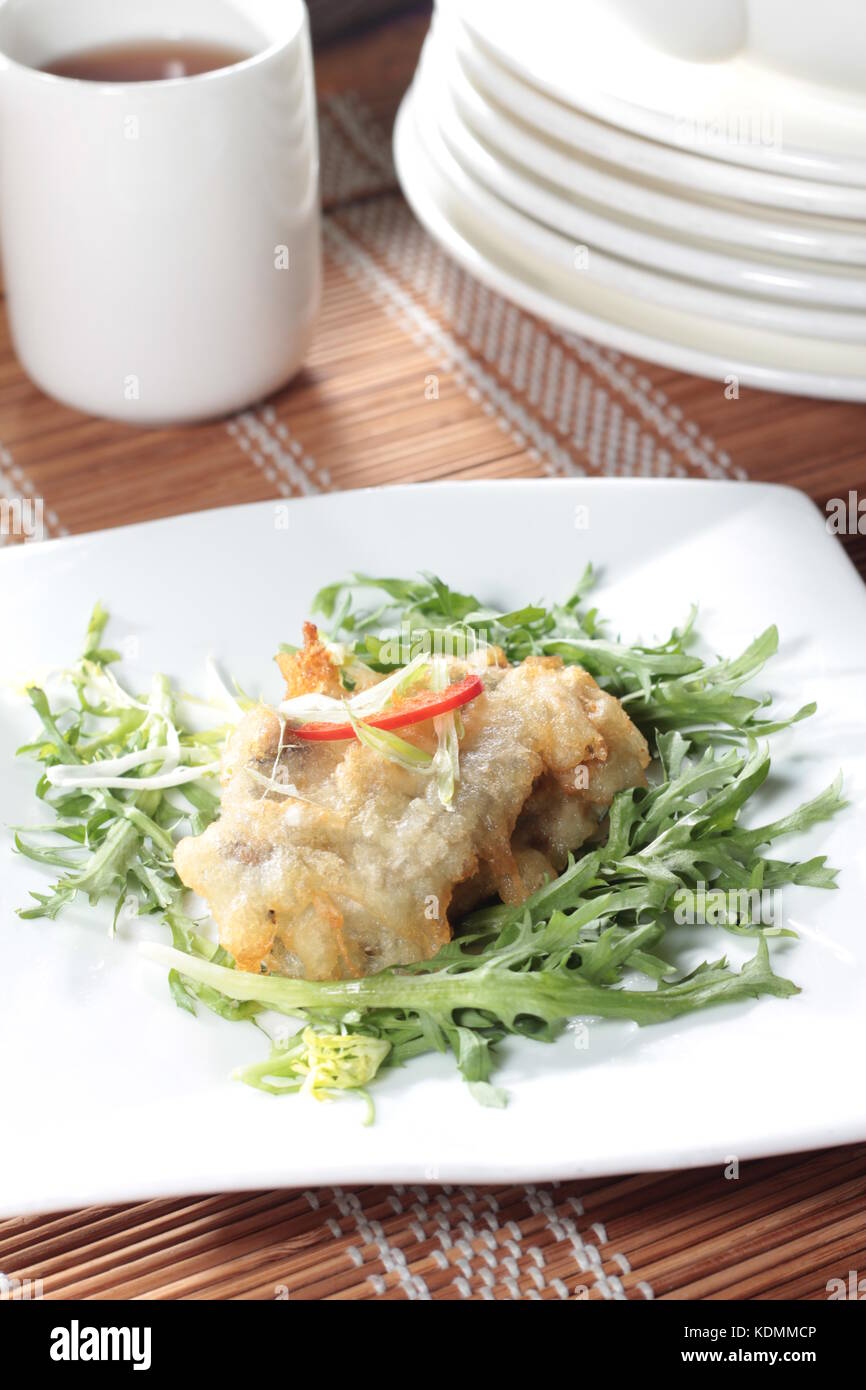 deep fried fish Stock Photo - Alamy