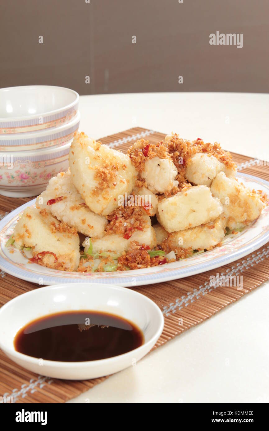 deep fried fish Stock Photo - Alamy