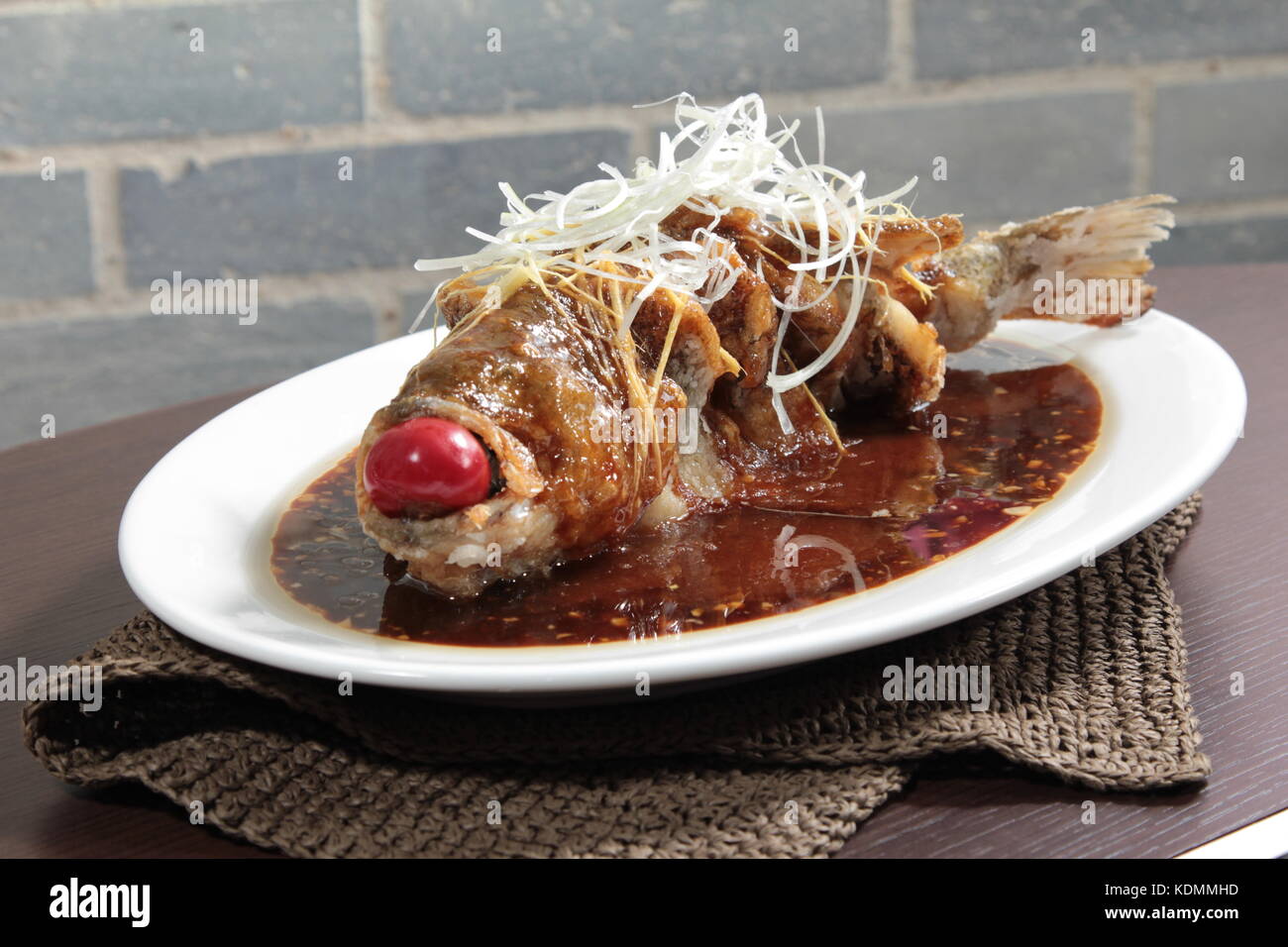 deep fried fish Stock Photo - Alamy