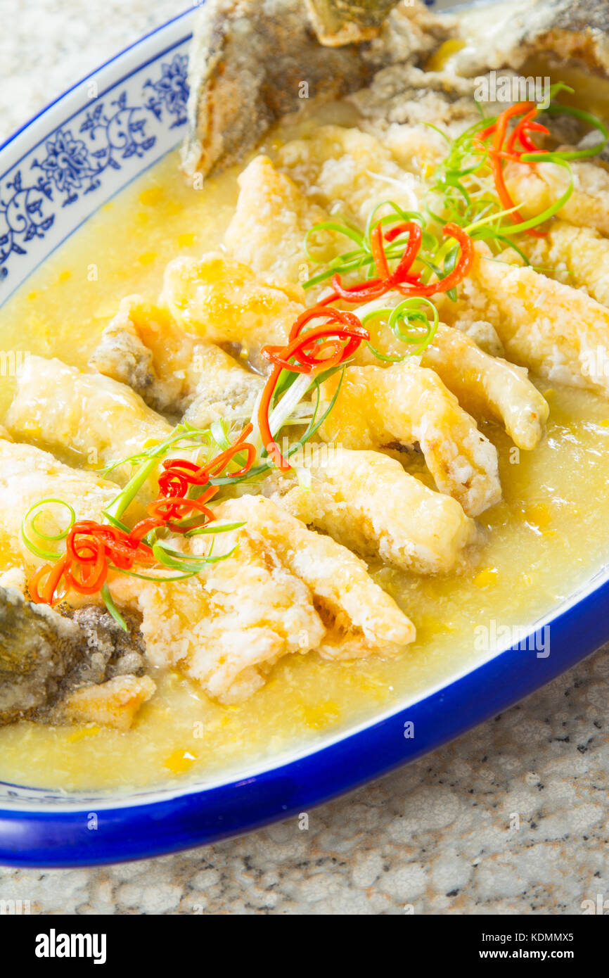 deep fried fish Stock Photo - Alamy