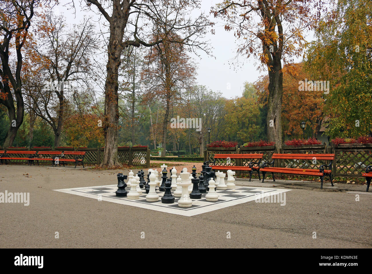 Giant outdoor chess set hi-res stock photography and images - Alamy