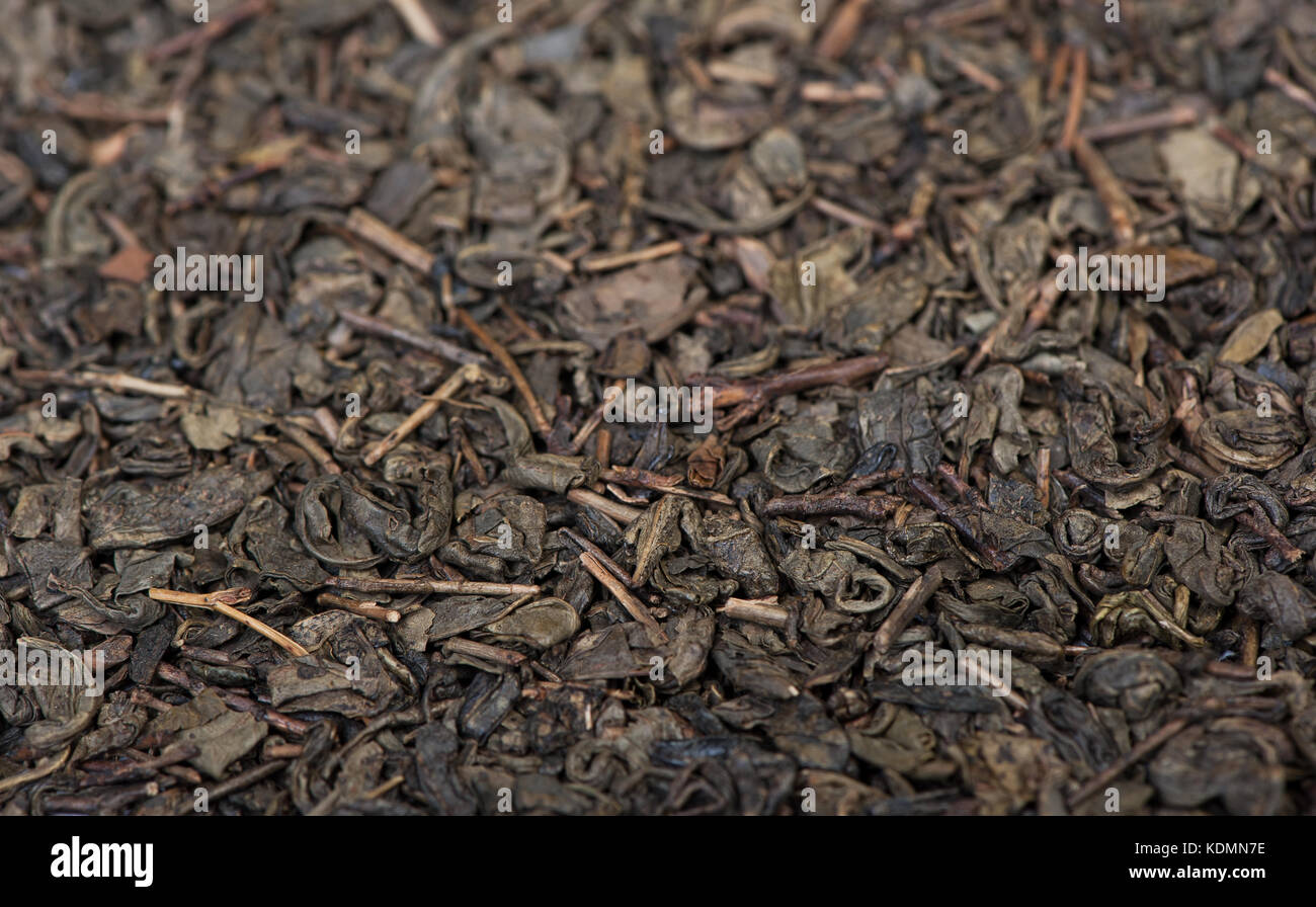 Dried tea leaves close up texture Stock Photo - Alamy