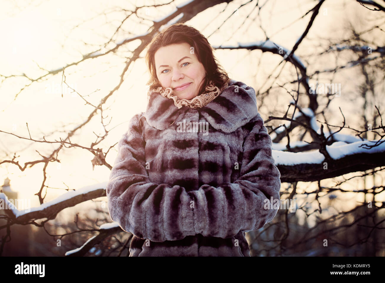 Mature woman, fur coat hi-res stock photography and images - Alamy