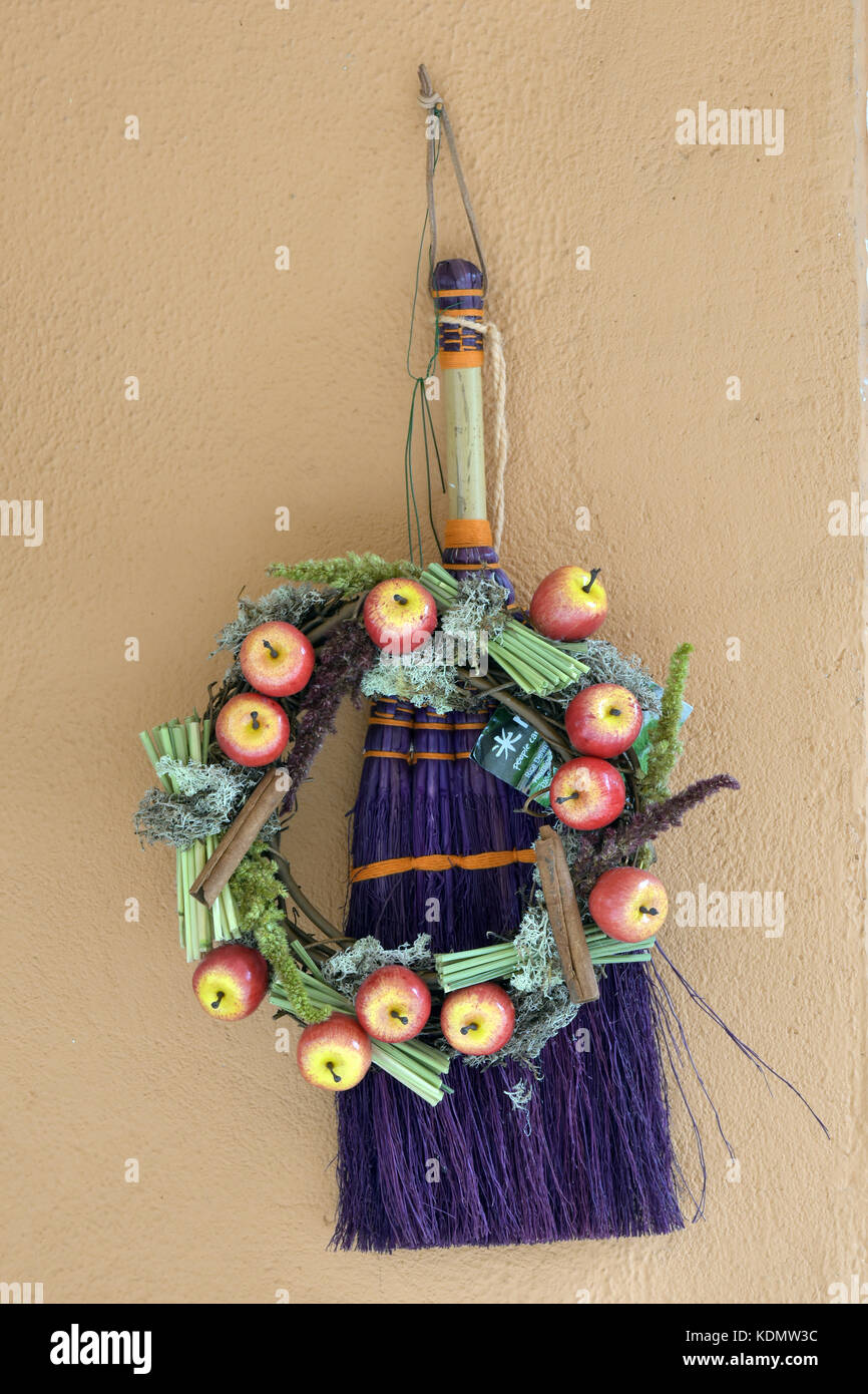 Rosette decorations hi-res stock photography and images - Alamy