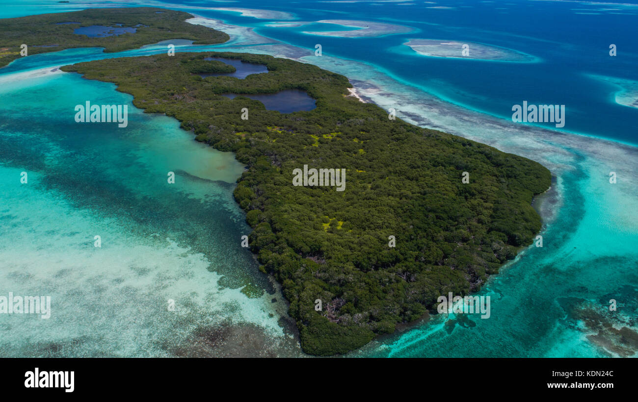 Los roques archipelago off coast hi-res stock photography and images ...