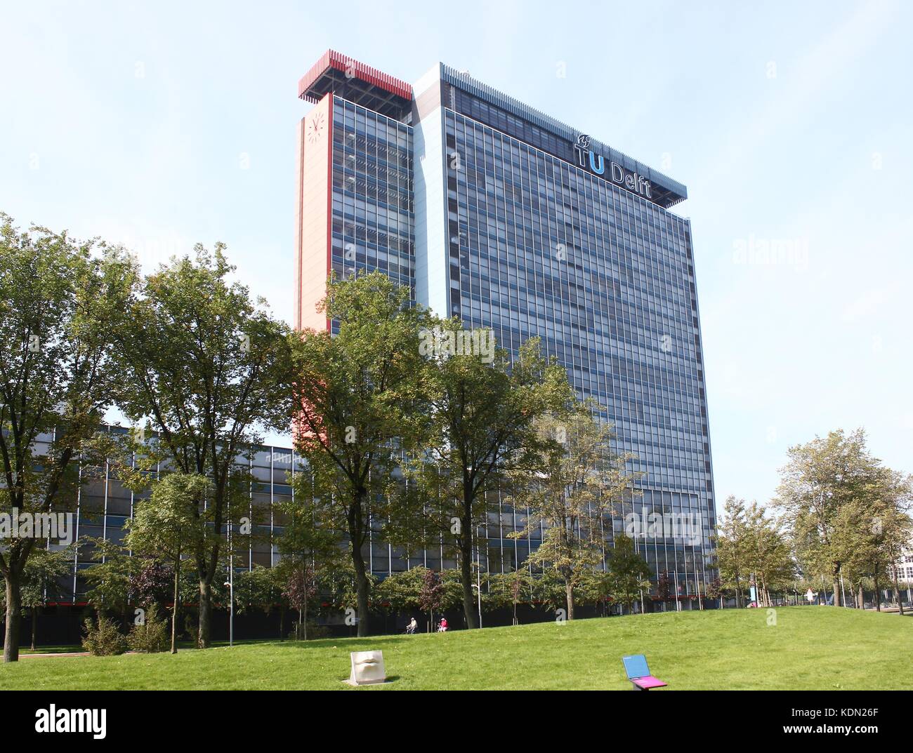 Electrical engineering hi-res stock photography and images - Alamy