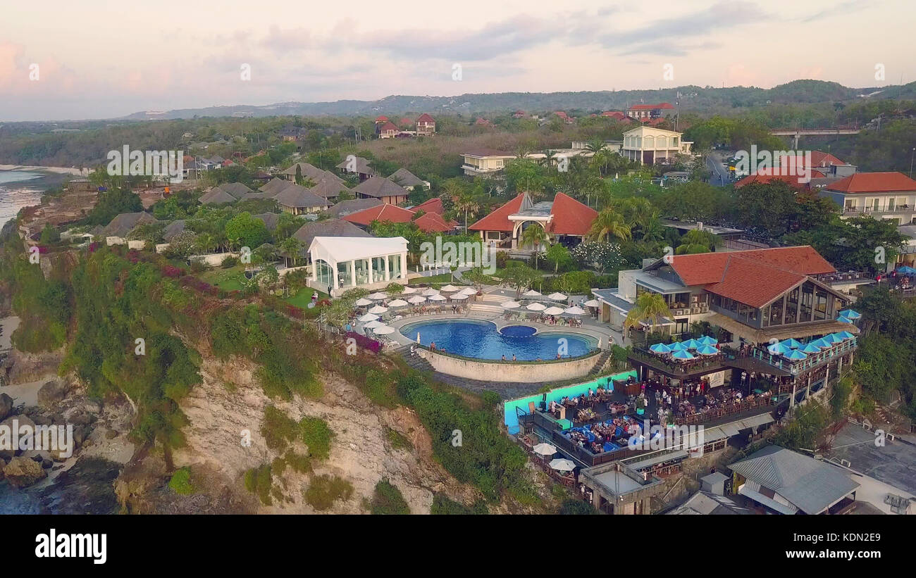 big scale rocks next to ocean Stock Photo - Alamy