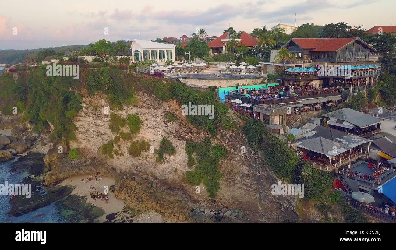 big scale rocks next to ocean Stock Photo - Alamy