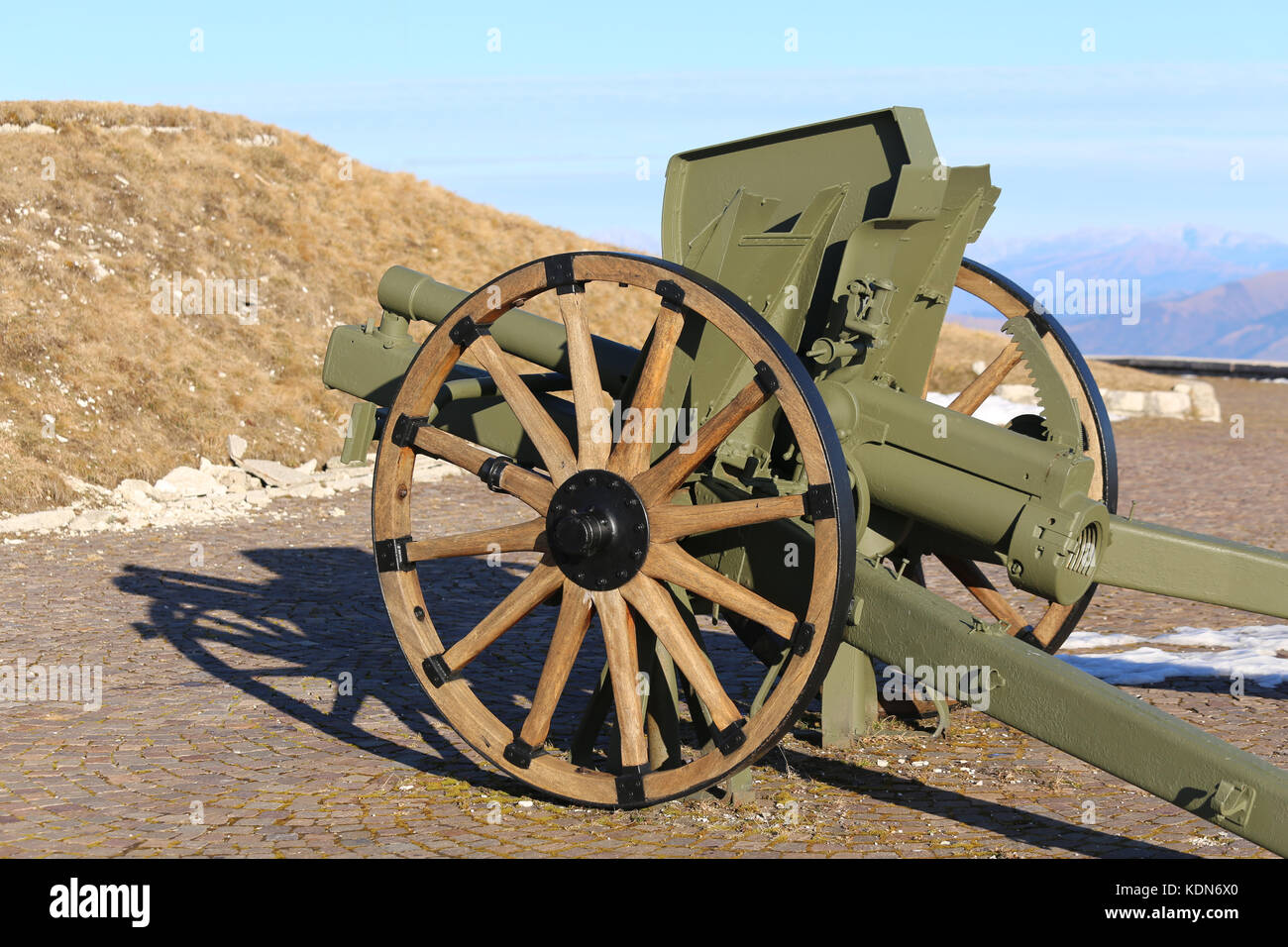Weapon used in ww1 hi-res stock photography and images - Alamy