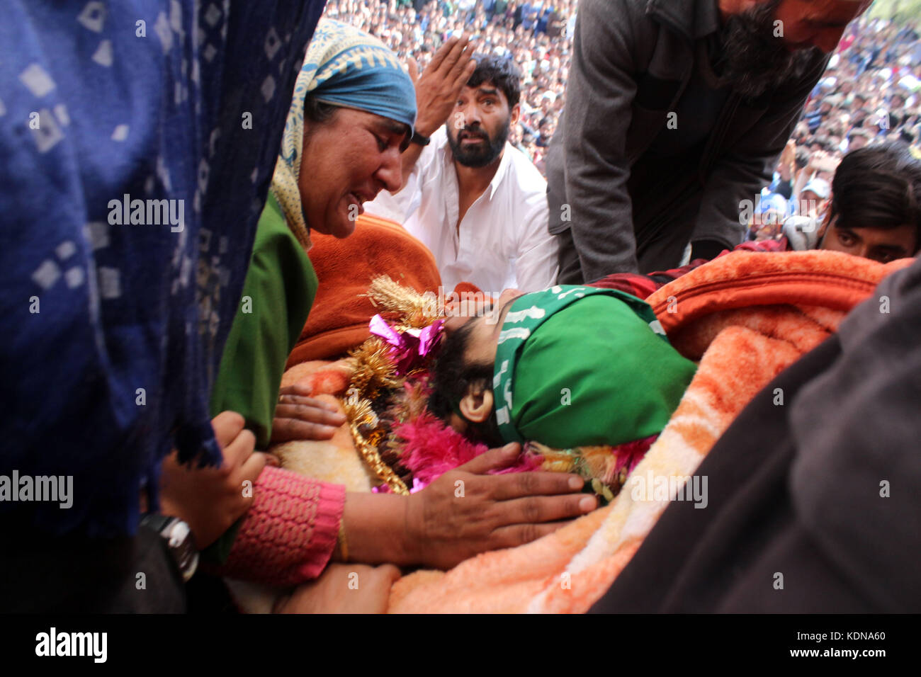 Shopian, India. 14th Oct, 2017. (EDITORS NOTE: Image depicts death ...