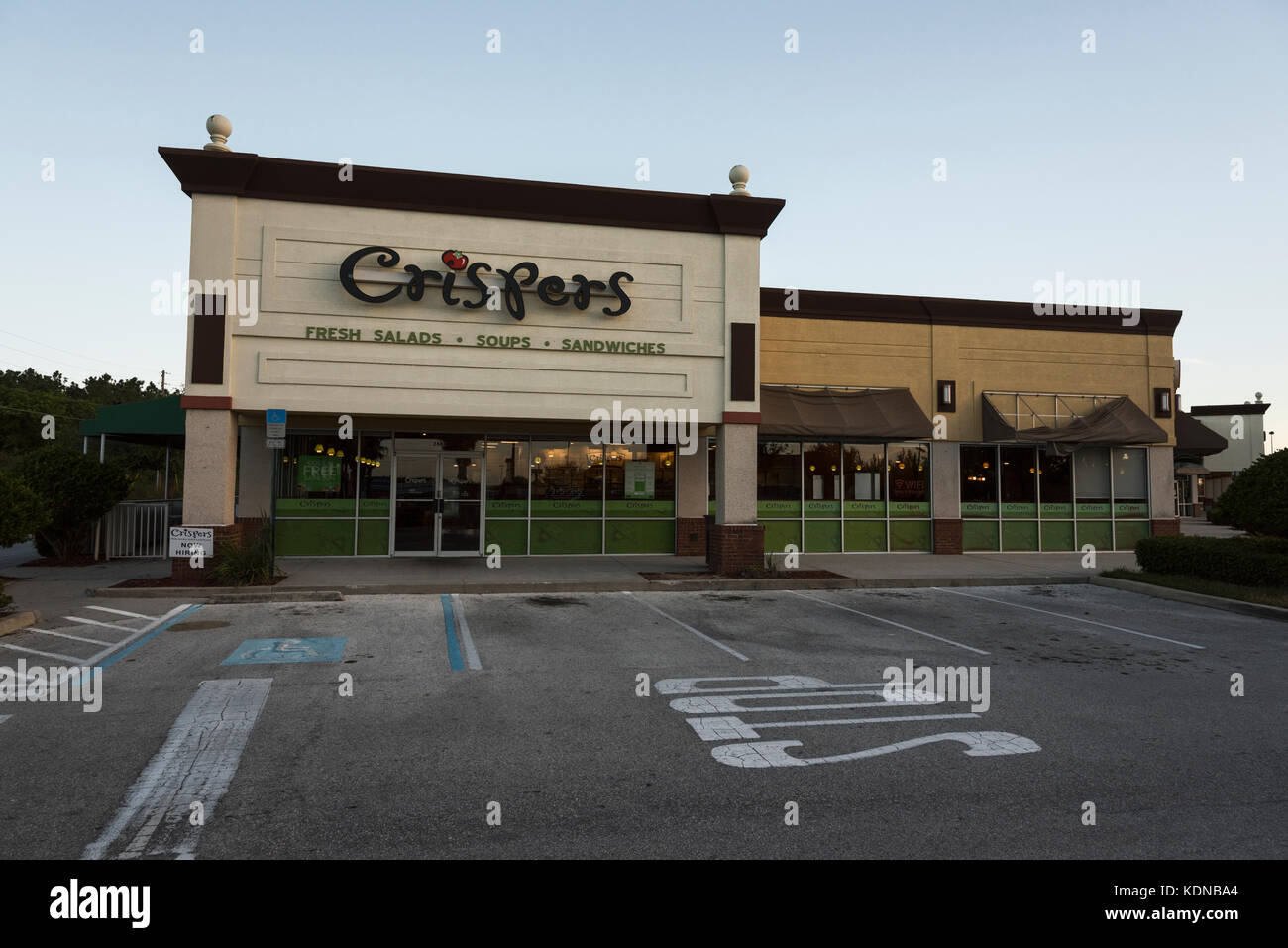 Bill counter restaurant hi-res stock photography and images - Alamy