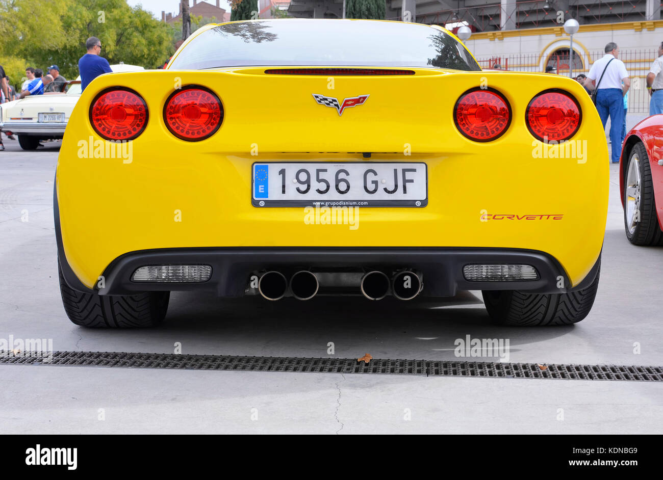 Yellow muscle cars hi-res stock photography and images - Alamy
