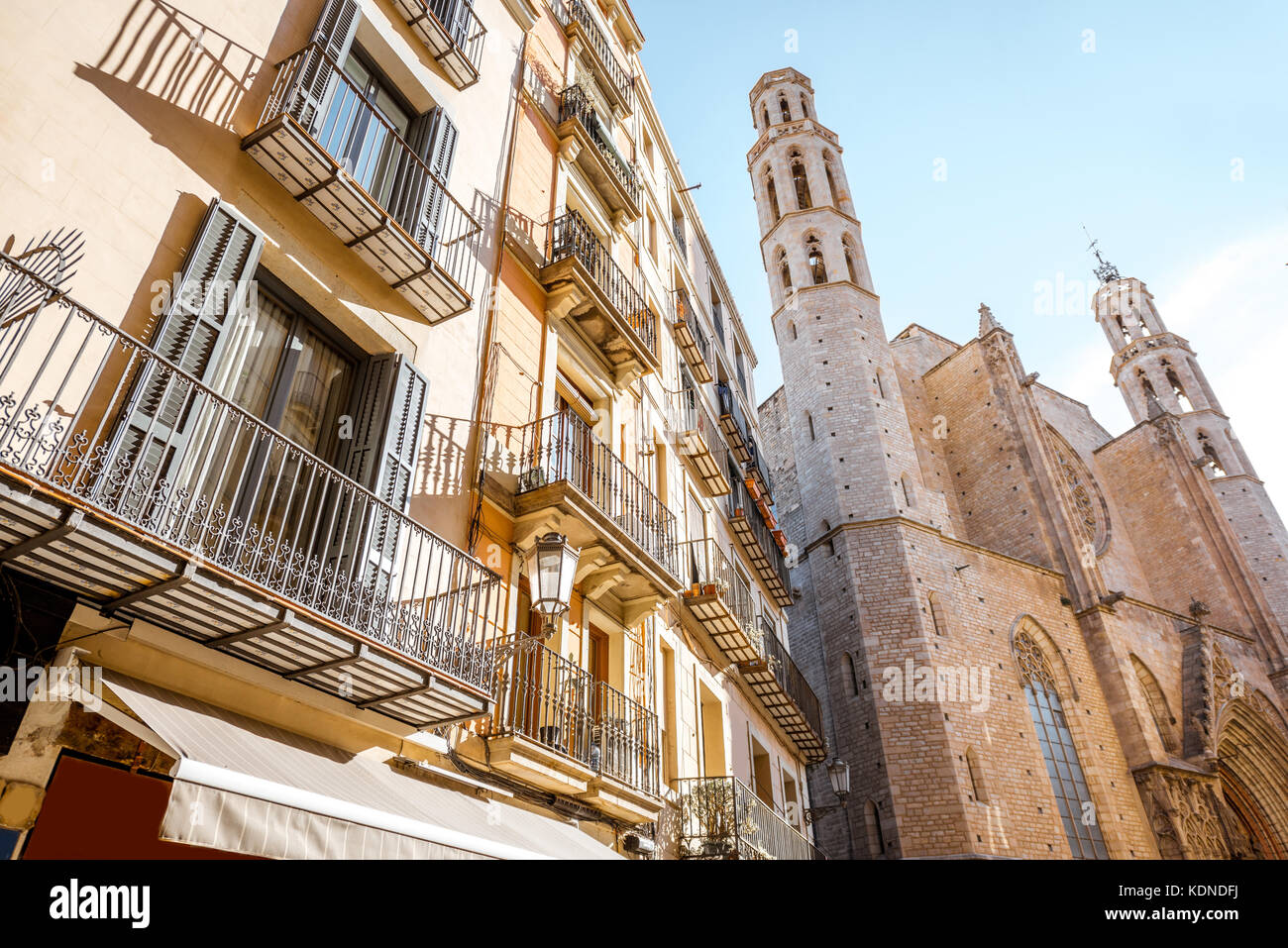 Old town of Barcelona Stock Photo - Alamy