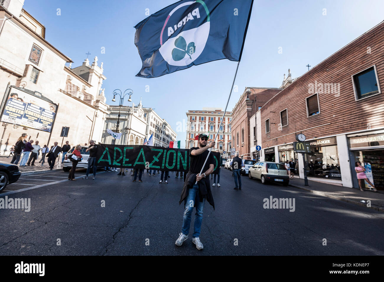 Rome, Italy. 14th Oct, 2017. National Movement for Sovereignity, an ...